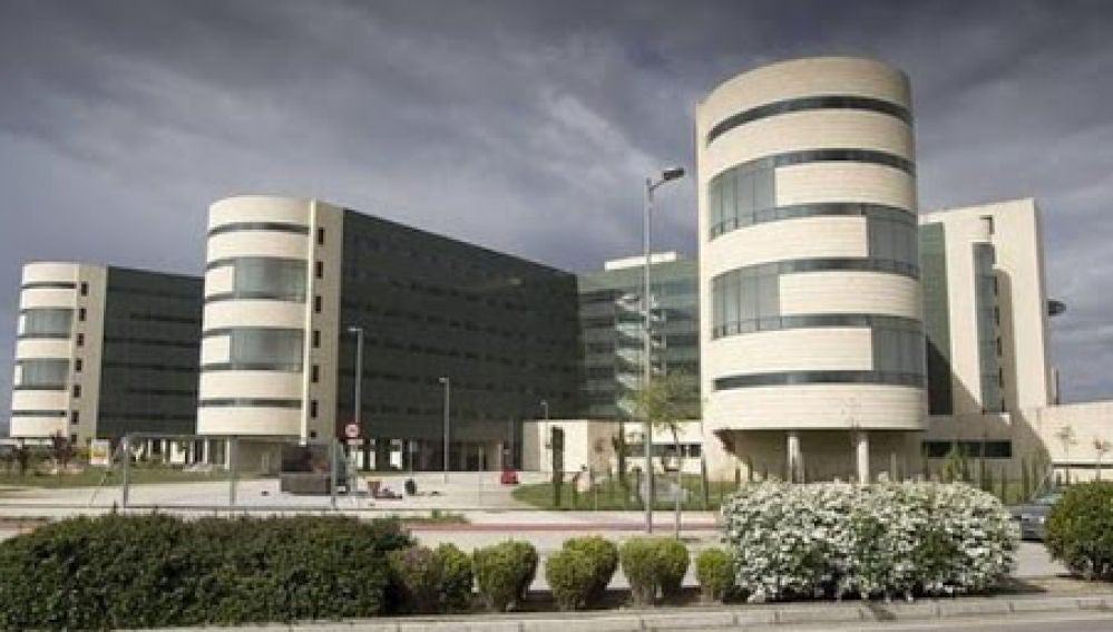 El hospital del PTS reestructura servicios para acoger más pacientes ...