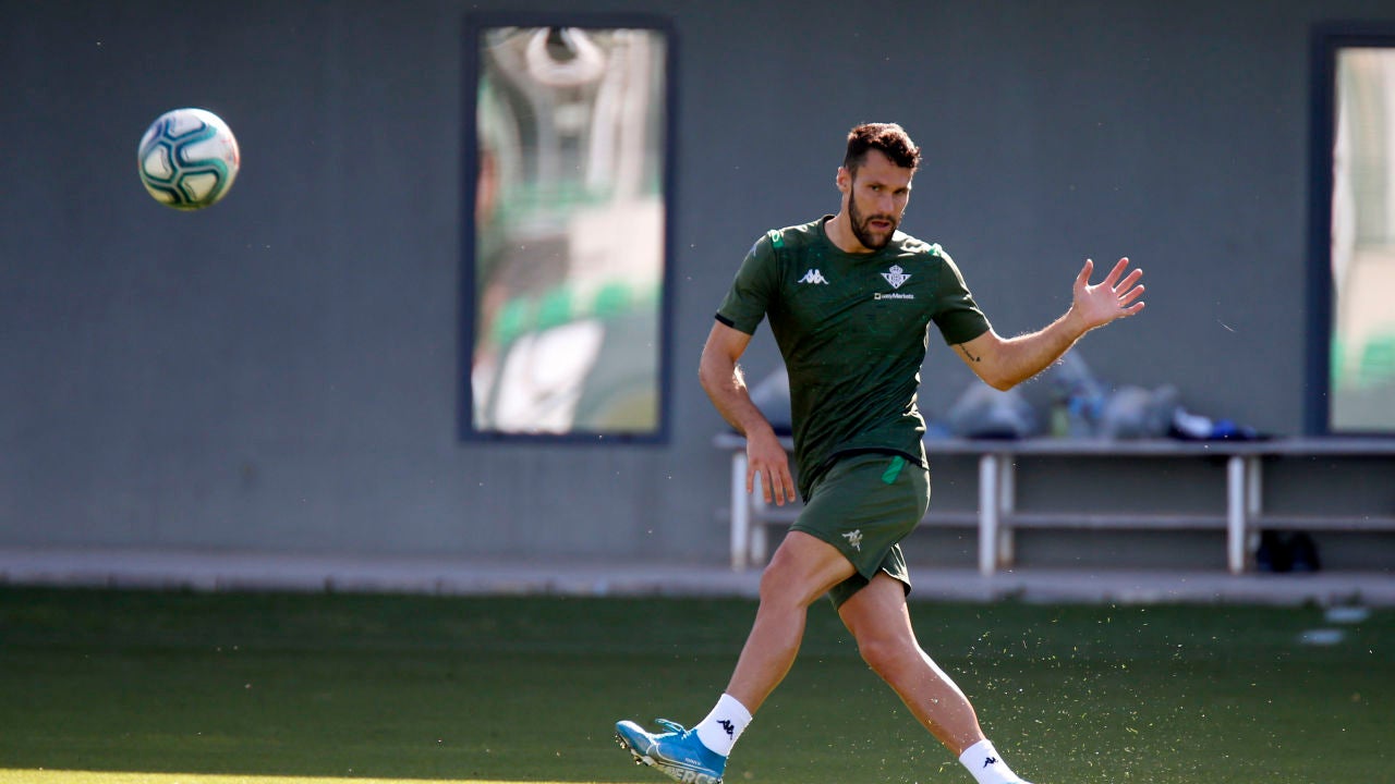 Pedraza: "¿Favorito para el derbi? El Betis, sin ninguna duda" | Onda ...