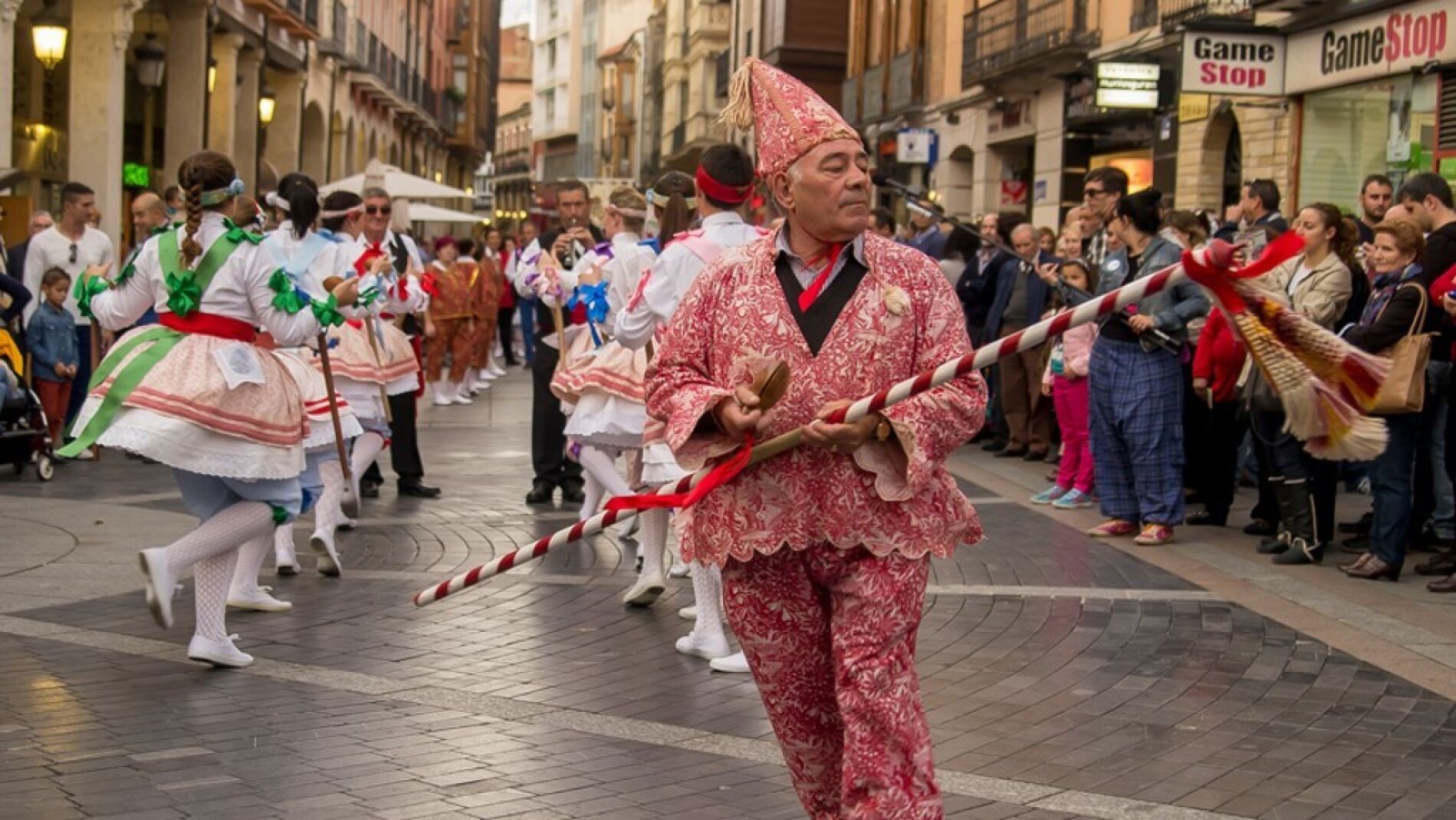 La Danza de Paloteos palentina tendrá presencia en el I Congreso ...