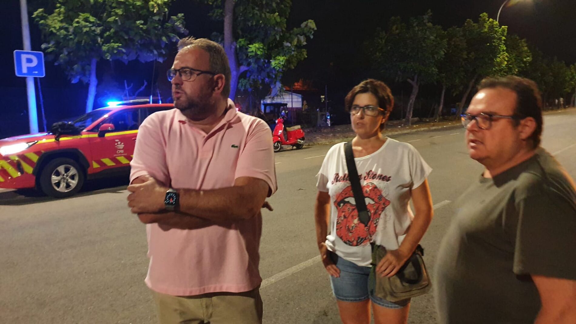 Un incendio obligaba anoche a desalojar la Perrera municipal de Mérida ...