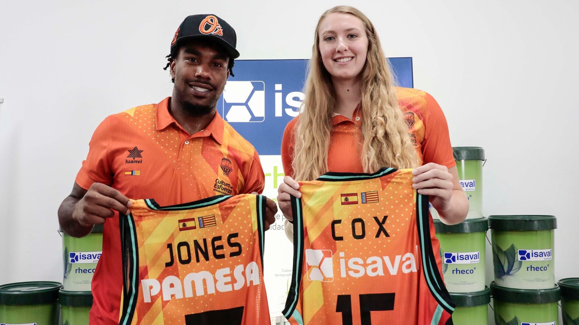 Valencia Basket presenta a Lauren Cox y Chris Jones | Onda Cero Radio