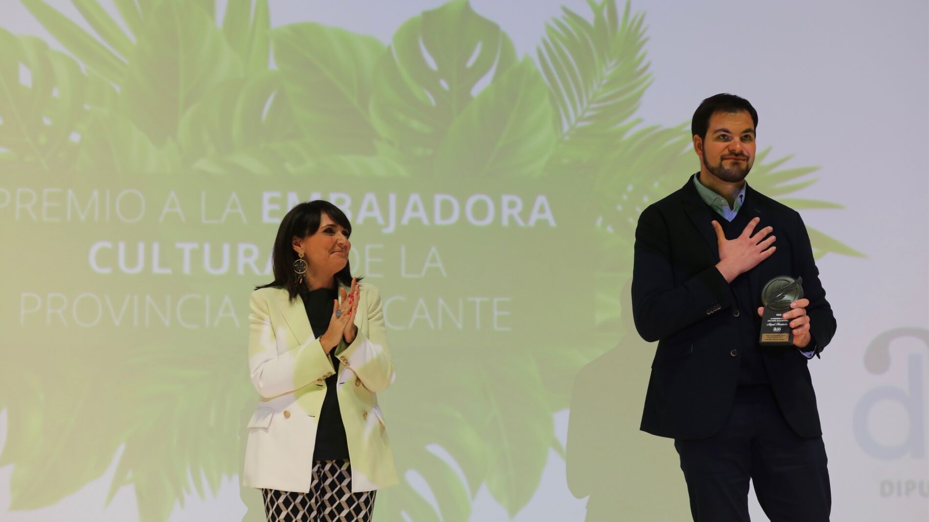 La Diputación distingue a la soprano Ana María Sánchez como Embajadora ...