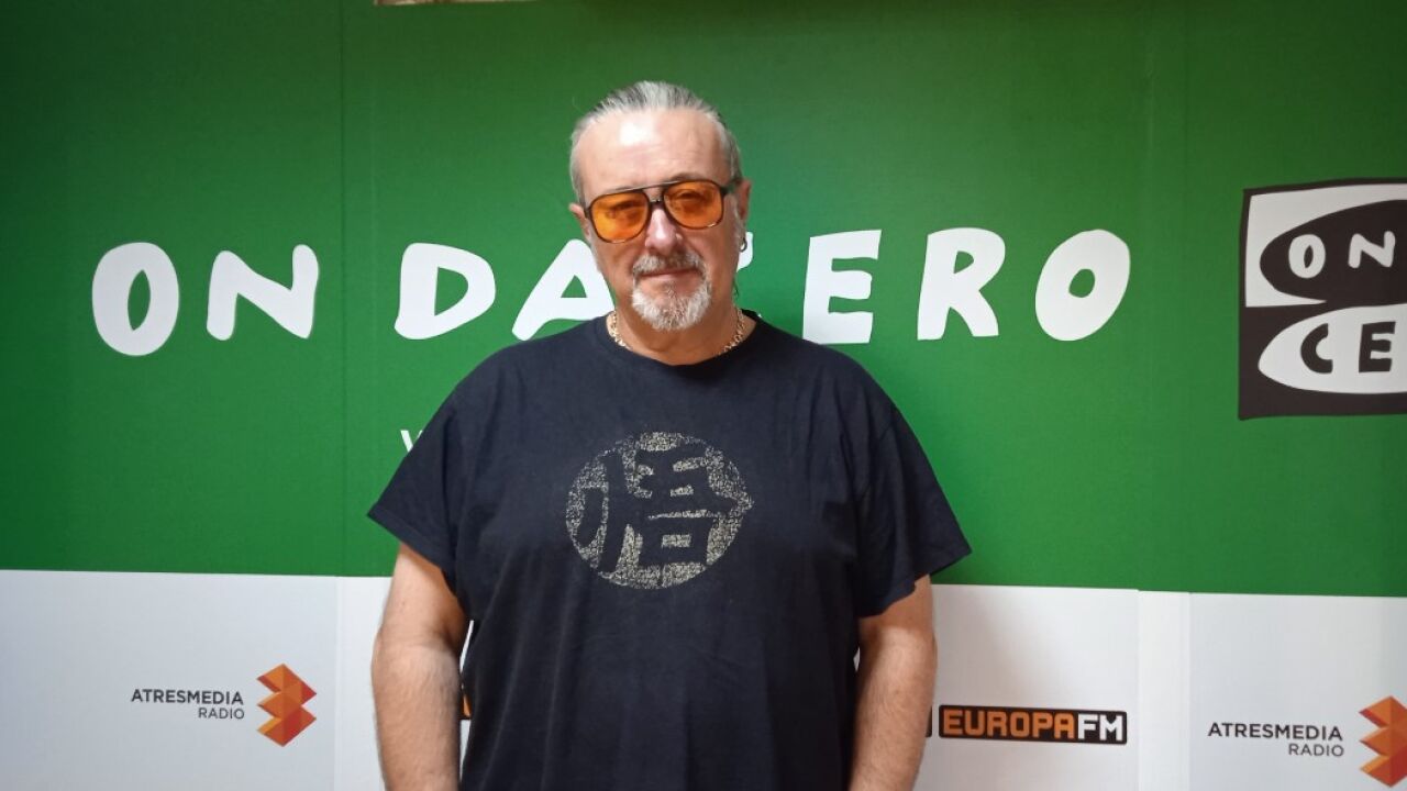 Javier Baeza presenta en concierto 'Salto al vacío', su último álbum ...