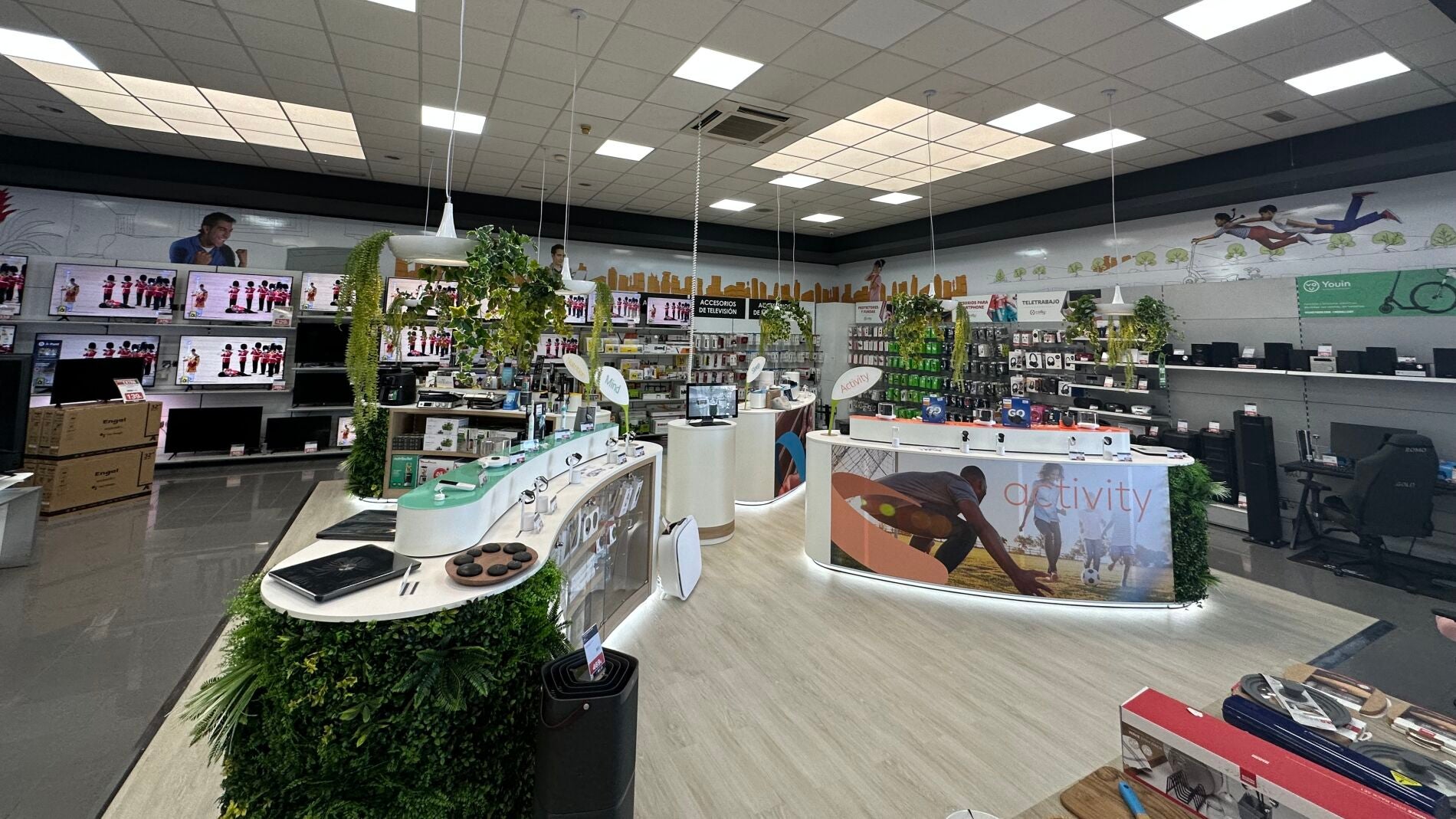 El futuro del retail llega a sus tiendas en el primer espacio abierto ...