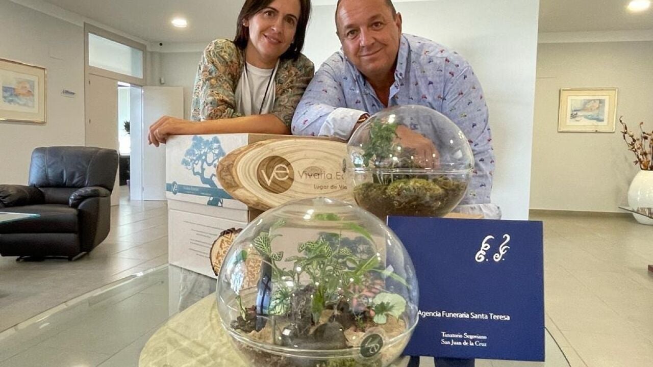 Urnas funerarias naturales, sostenibles y ornamentales | Onda Cero Radio