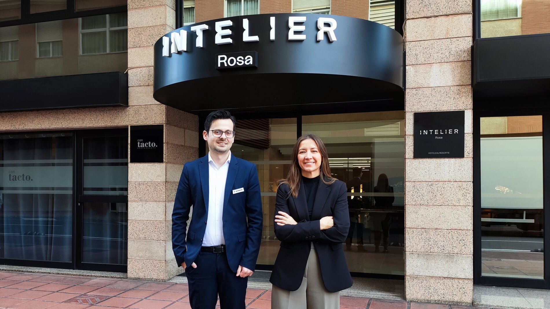 Intelier Rosa: El hotel Intur de Castelló cambia de nombre | Onda Cero ...