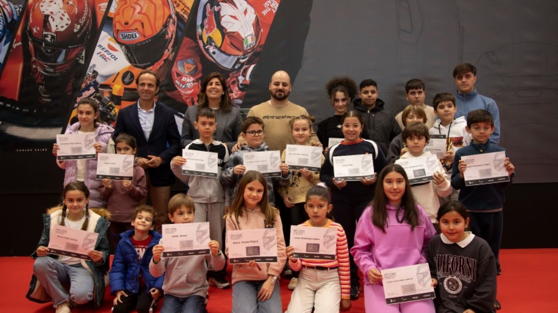 Más de 800 visitantes pasaron por el espacio de Dave Designs en ...