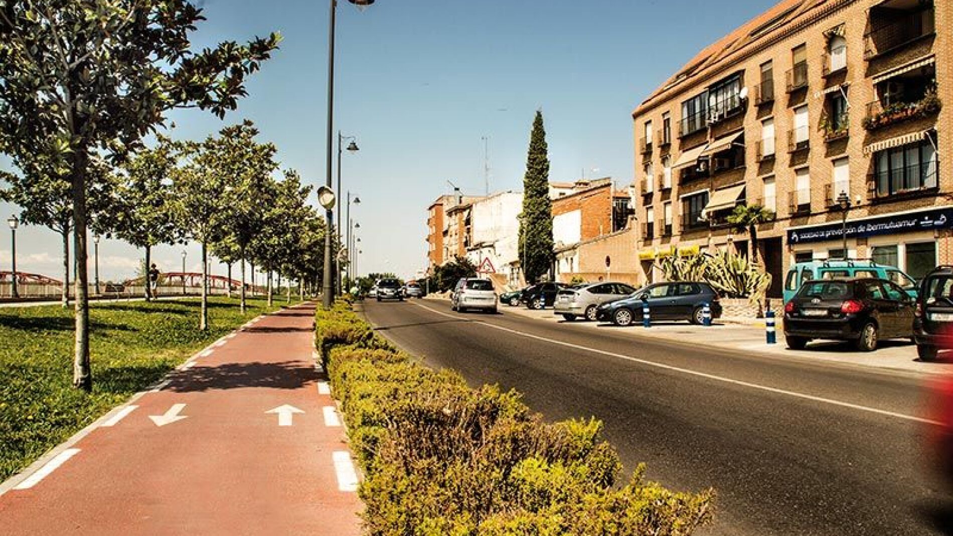 8,5 millones para adecuar al paso de peatones y ciclistas 4,5 km de la ...