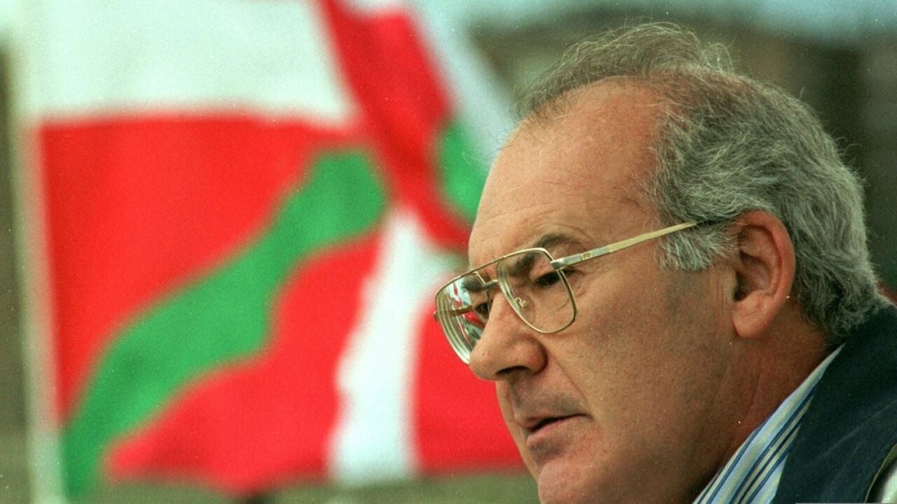 Andoni Ortuzar: "Ardanza fue muy combativo con quienes ejercían la ...