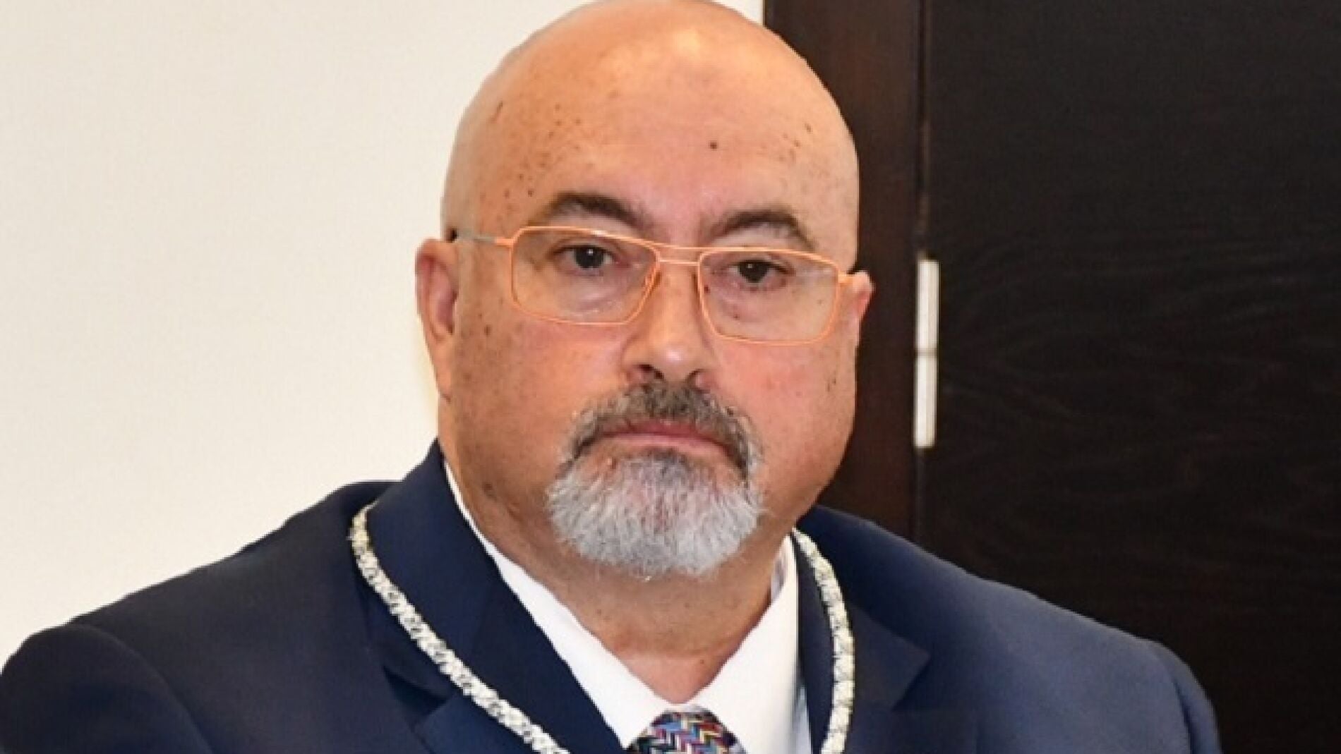 Manu Rubert se pasa al grupo de no adscritos y VOX le pide el acta de ...