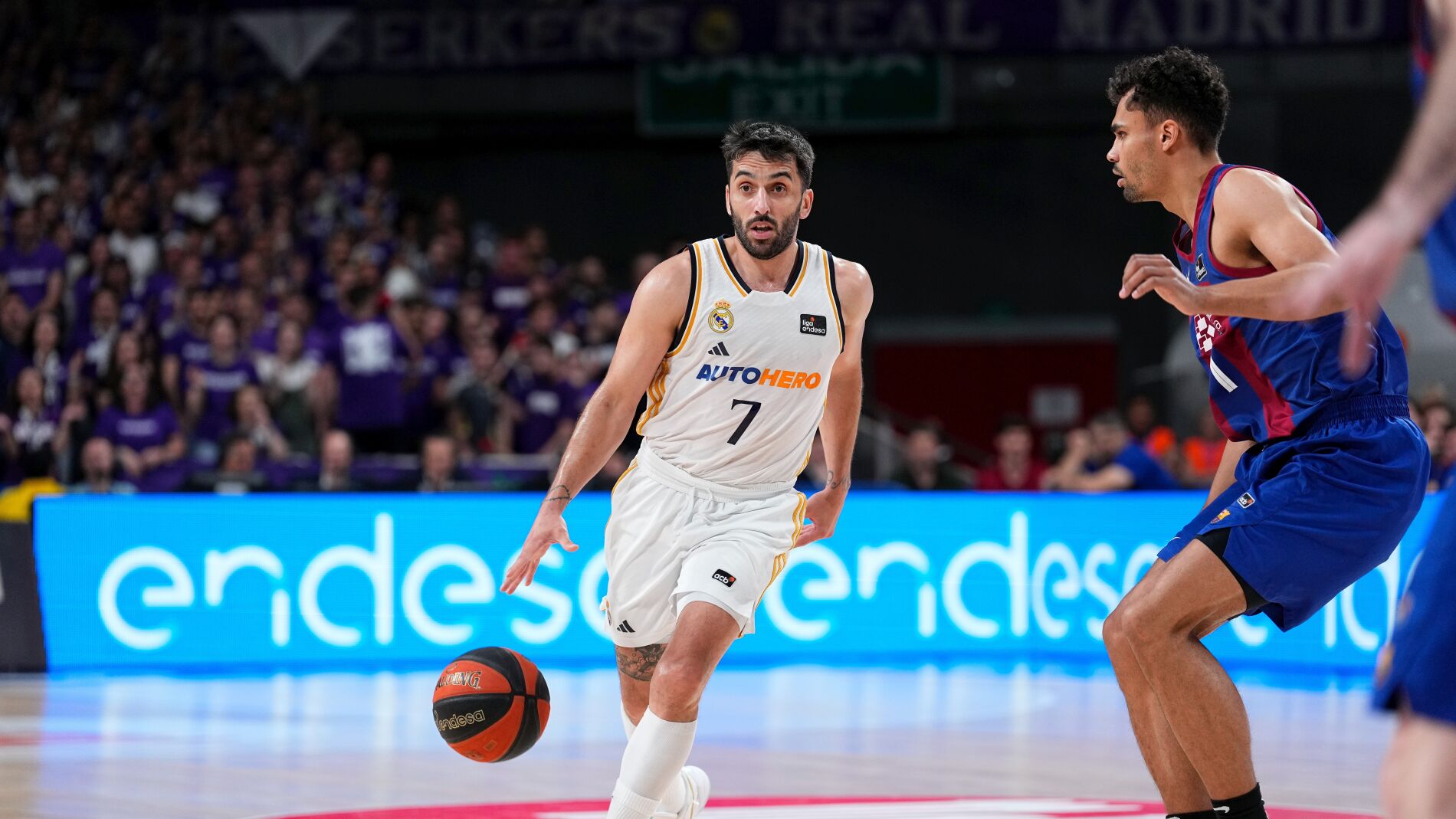 El Real Madrid se redime ante el Barcelona y pone el primer punto en la ...