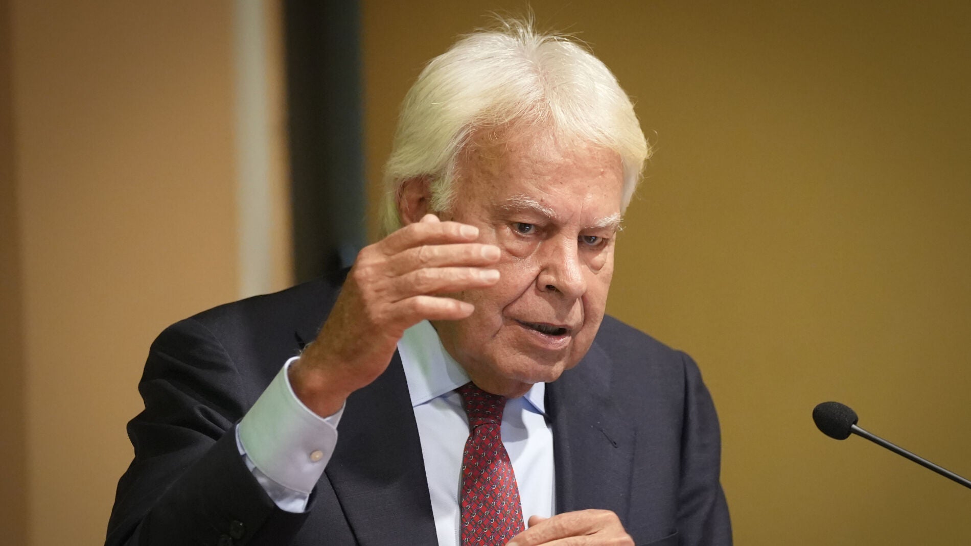 Felipe González, sobre la gobernanza de España: "La Constitución del 78 ...