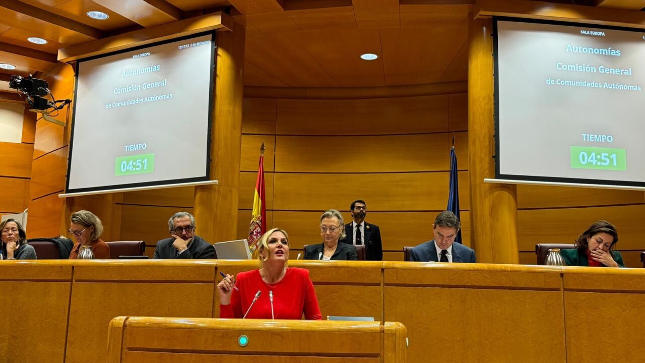 Elena Manzano acude al Senado e insiste en decir "no alto y claro" al ...