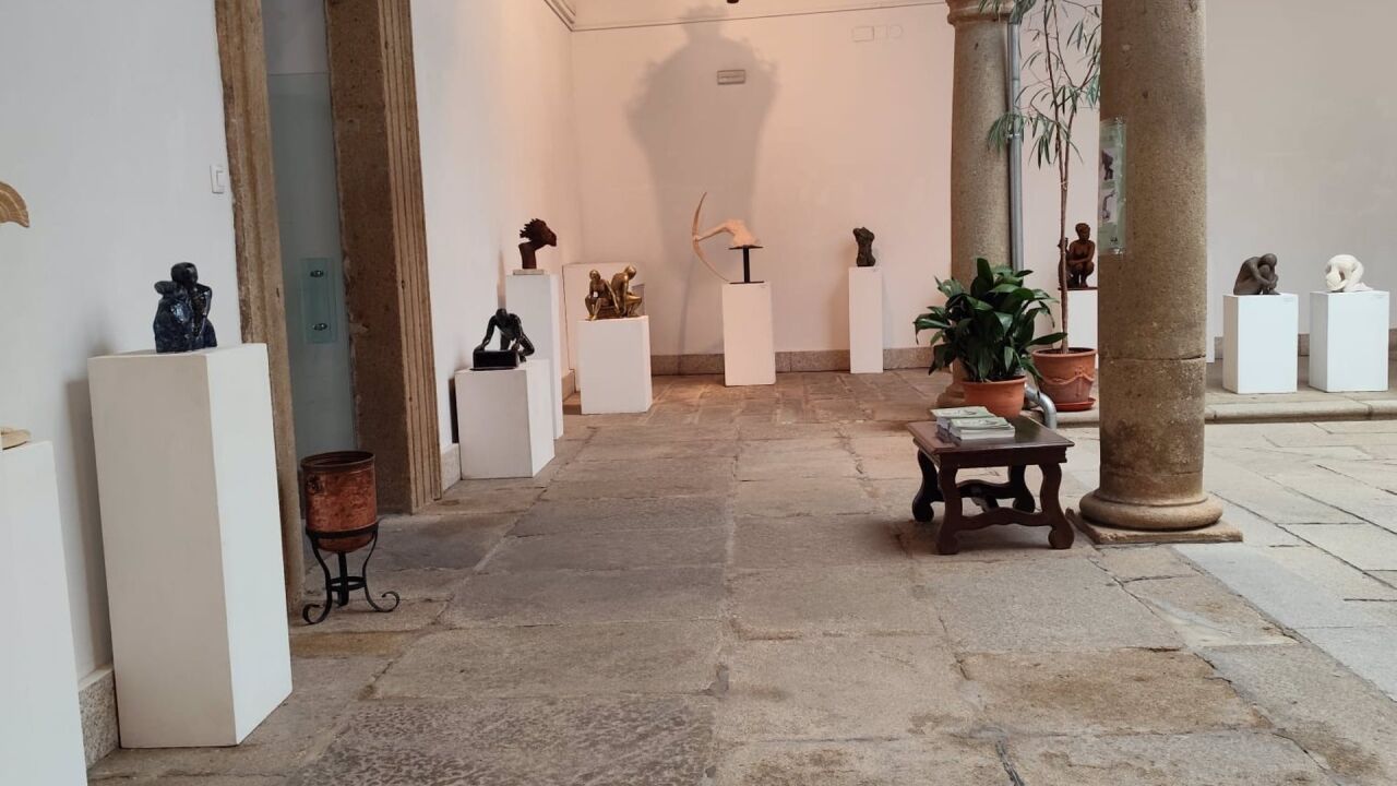 La exposición de esculturas 'Morfología del Ser' llega al Complejo ...