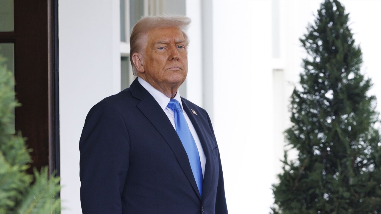 Trump aprueba los "aranceles recíprocos" como represalia a la Unión ...