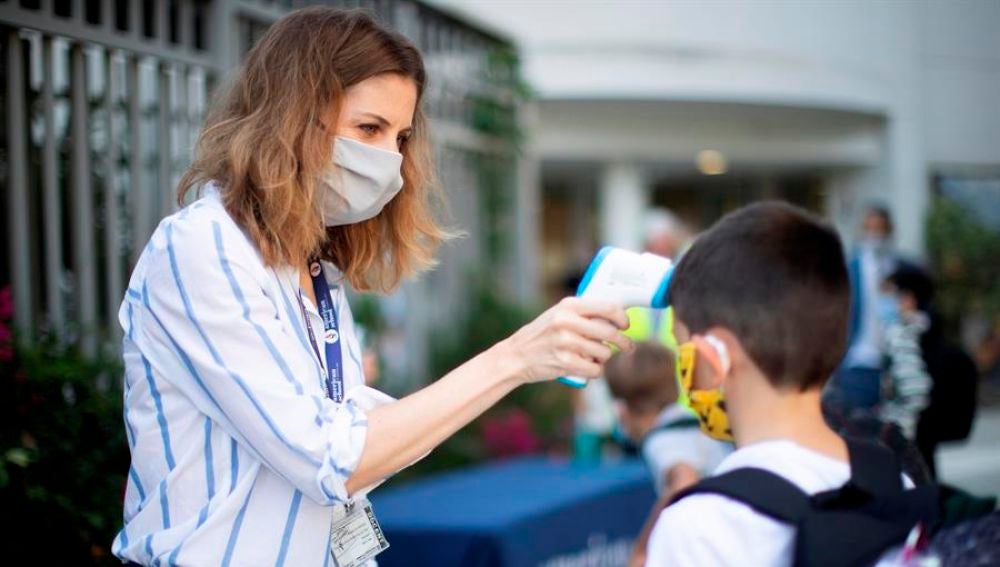 Cinco comunidades inician el curso escolar marcado por las medidas anti ...