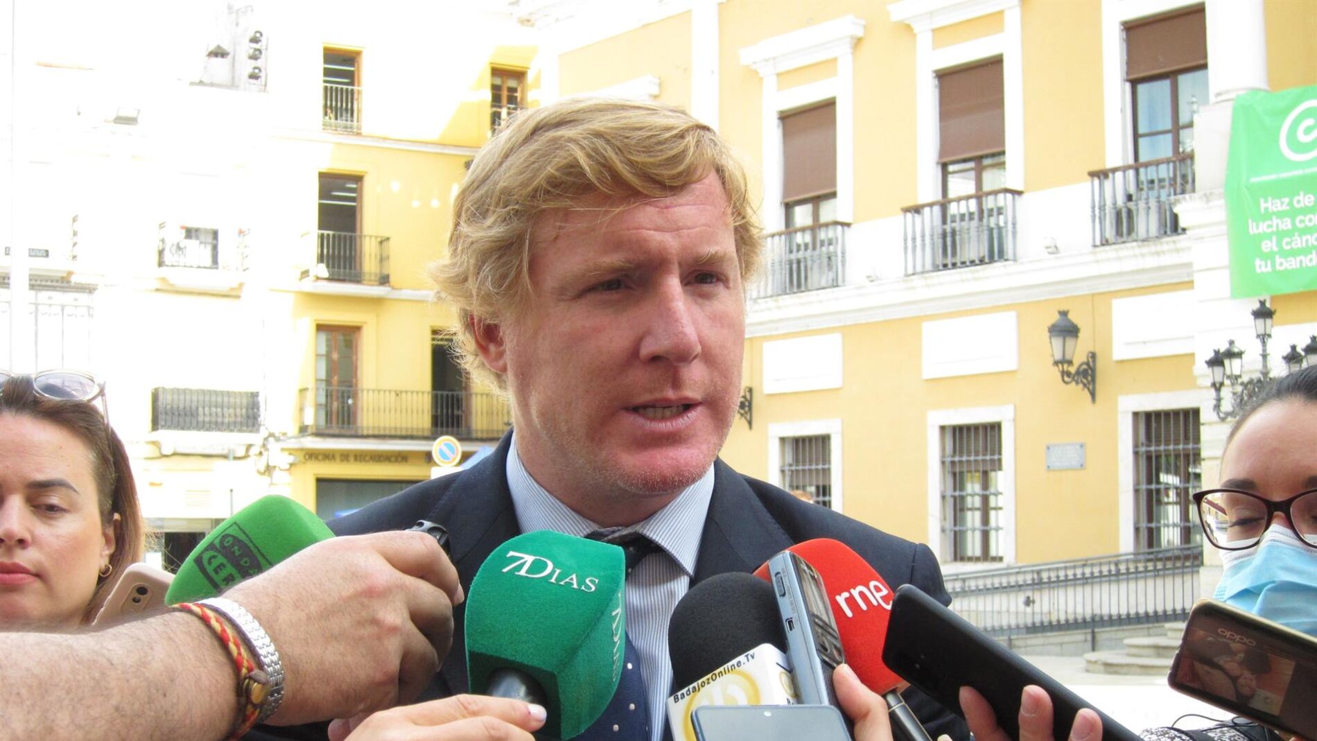 El alcalde de Badajoz considera que Henar Álvarez debe "recapacitar ...