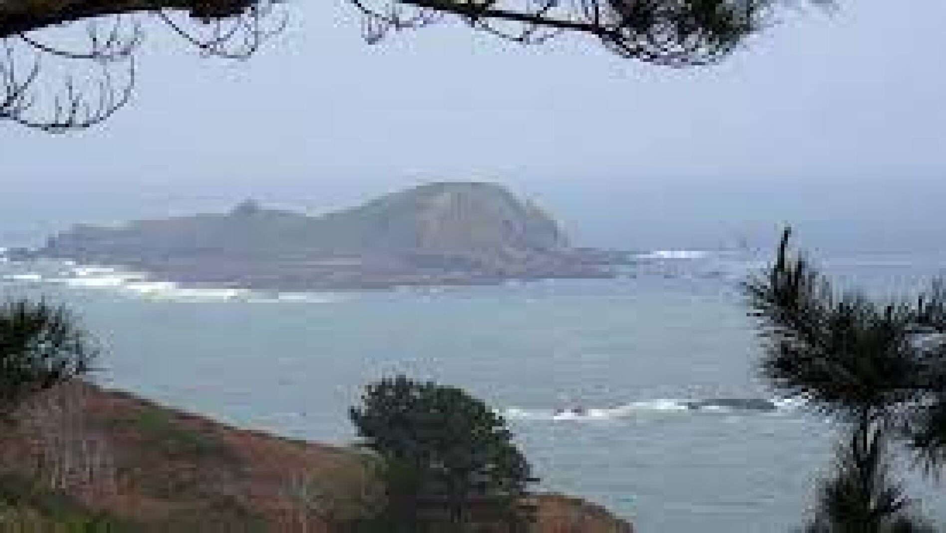 Naturaleza e historia de la Isla de Izaro | Onda Cero Radio