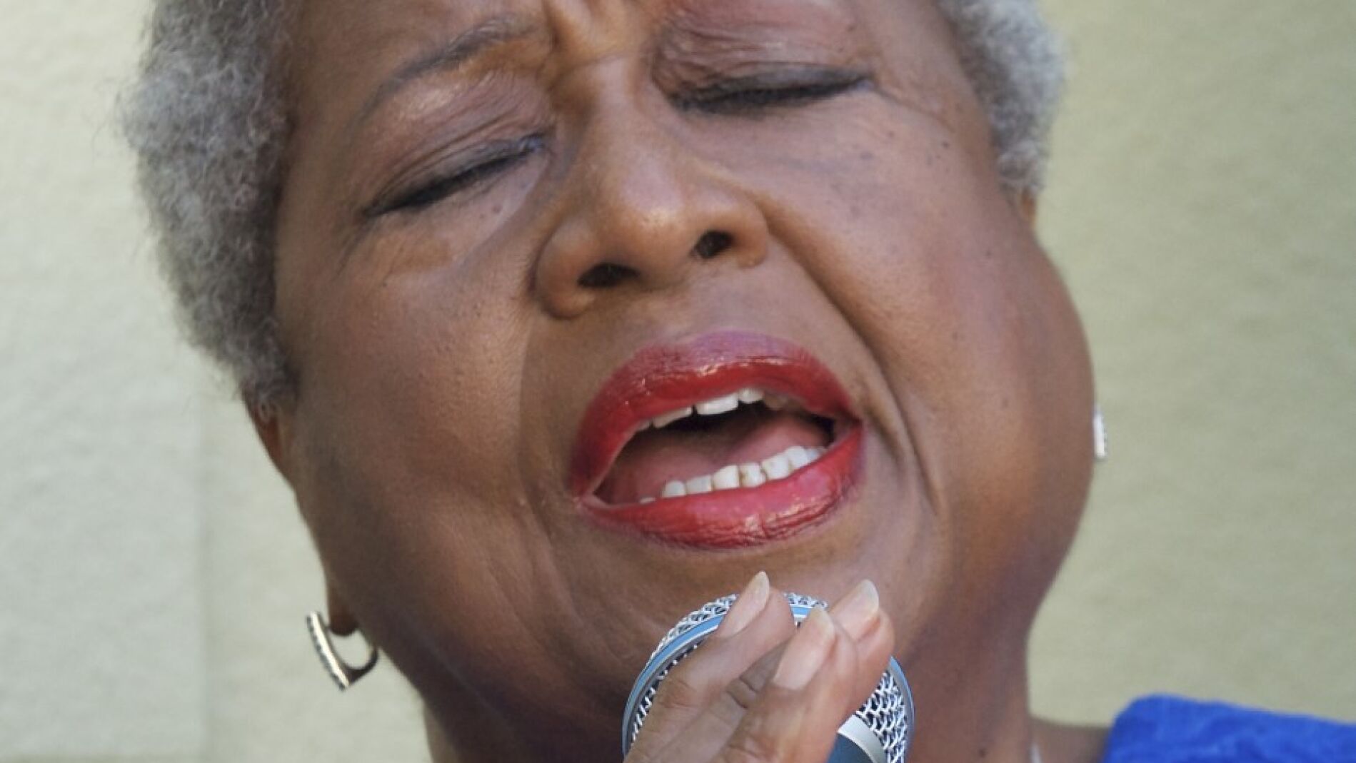 Gwen Perry protagonista del concierto de Navidad de la Diputación de ...