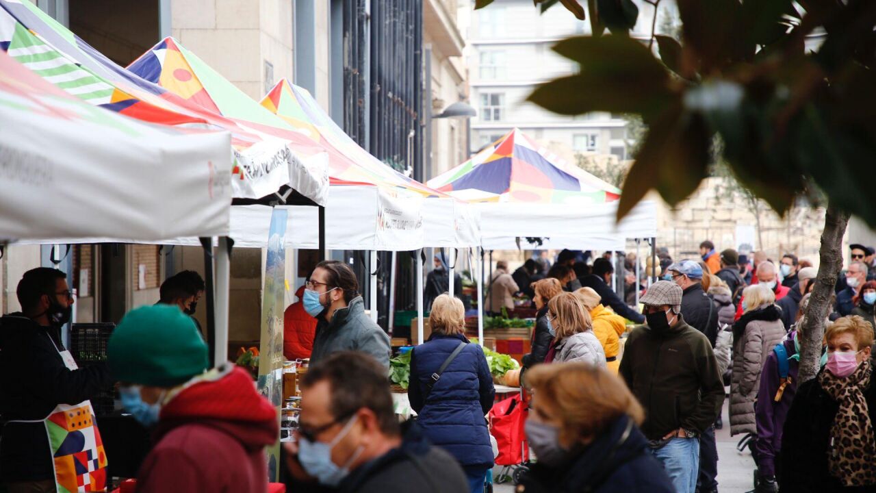 Sorteo de cestas y tapas gratis en los mercados agroecológicos | Onda ...