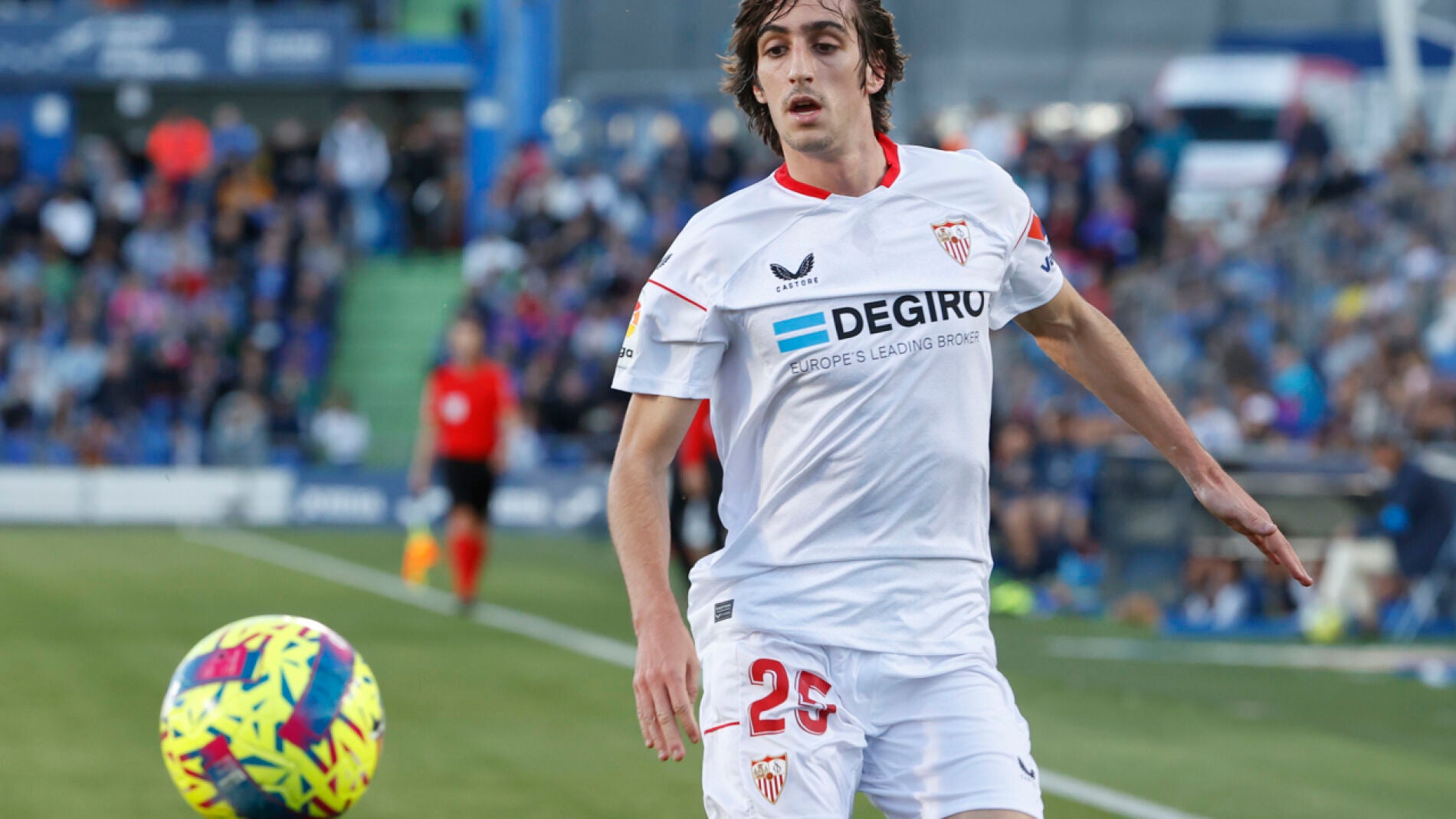 Bryan Gil abandona la concentración de la selección por lesión | Onda ...