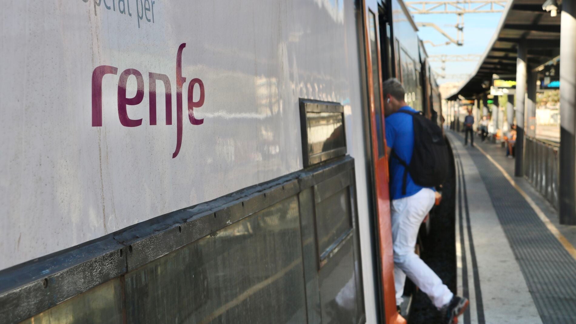 La Agencia Catalana de Consum abrirá un expediente sancionador a Renfe | Onda Cero Radio