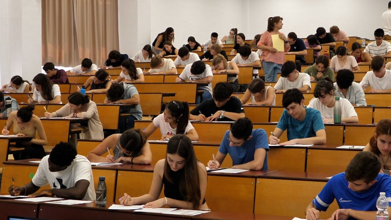 Consulta aquí las notas de corte de las universidades españolas | Onda ...