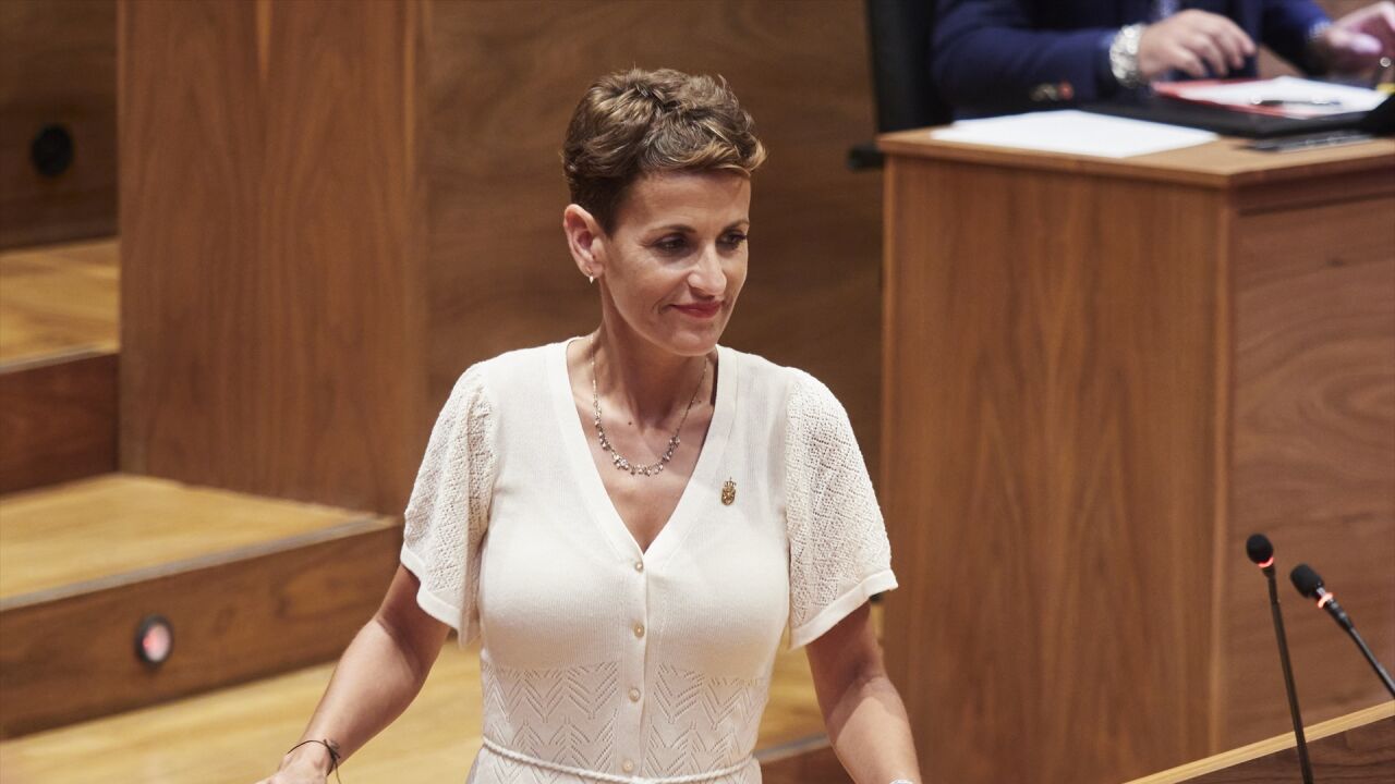 La socialista María Chivite, reelegida presidenta de Navarra con la ...