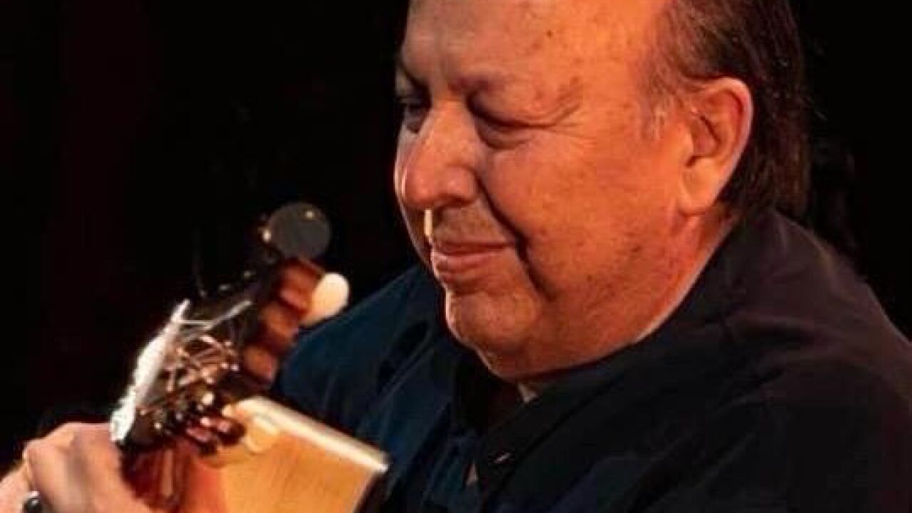 Paco Cepero, leyenda de la guitarra flamenca: "Sigo componiendo porque ...