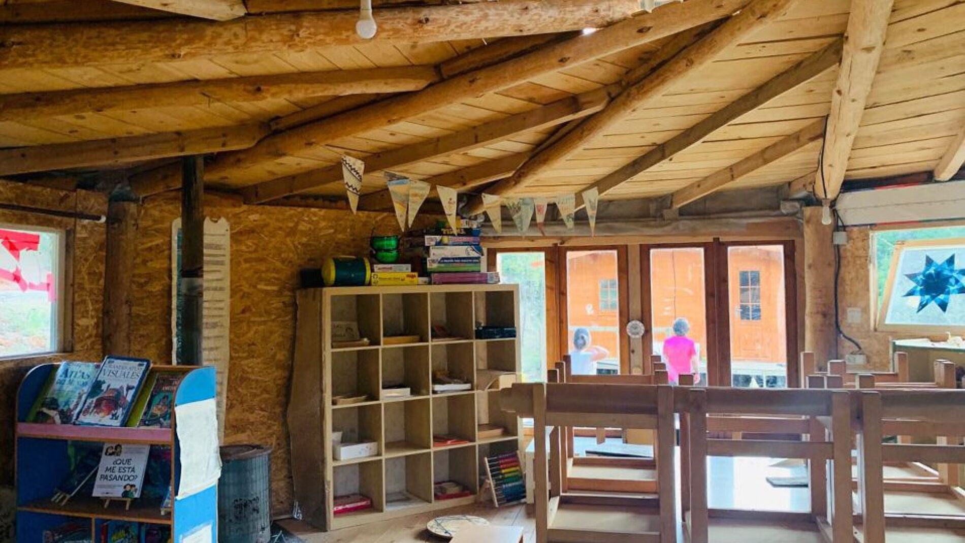 Las familias de Caneto piden planificar inversiones en el aula | Onda ...