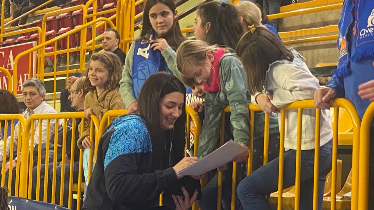Mariella Fasoula vuelve a sentir a su Perfumerías Avenida y el cariño ...