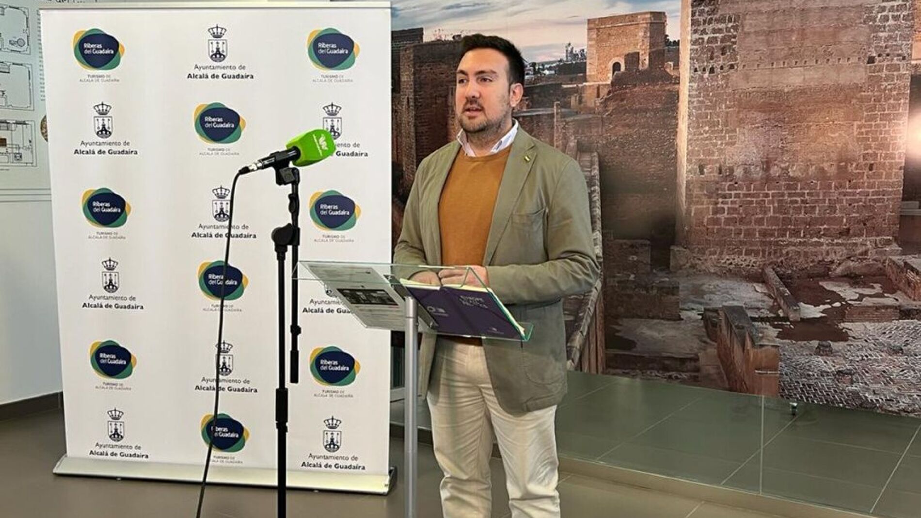 El centro San Miguel de Alcalá de Guadaíra, nuevo referente cultural y ...