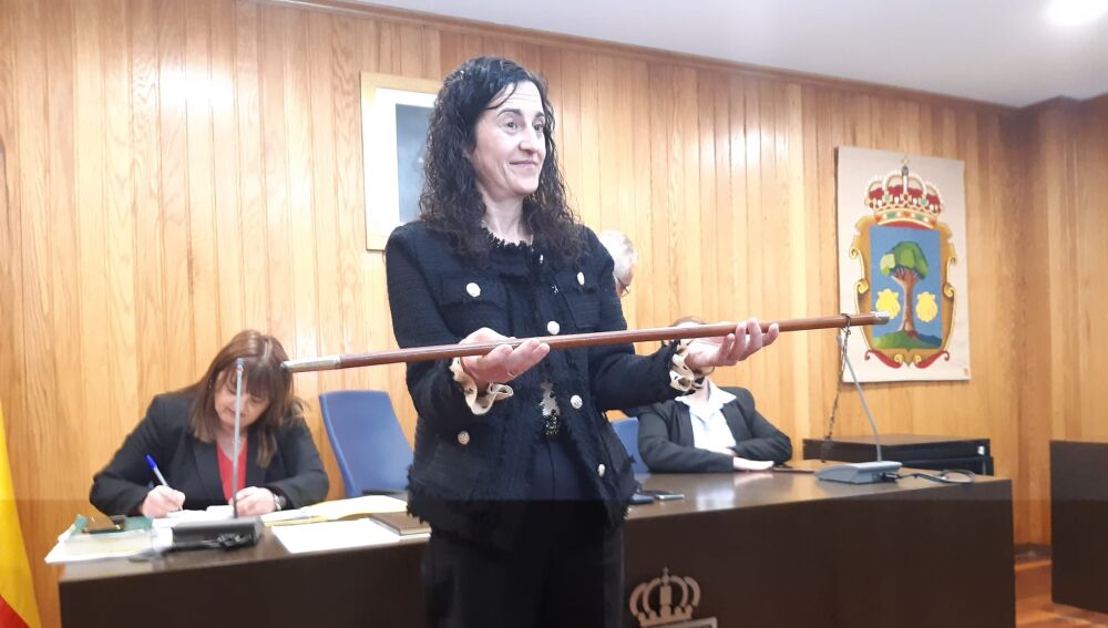 María Pan: Nueva alcaldesa de Cambre y ... ¿Con nuevo equipo de ...