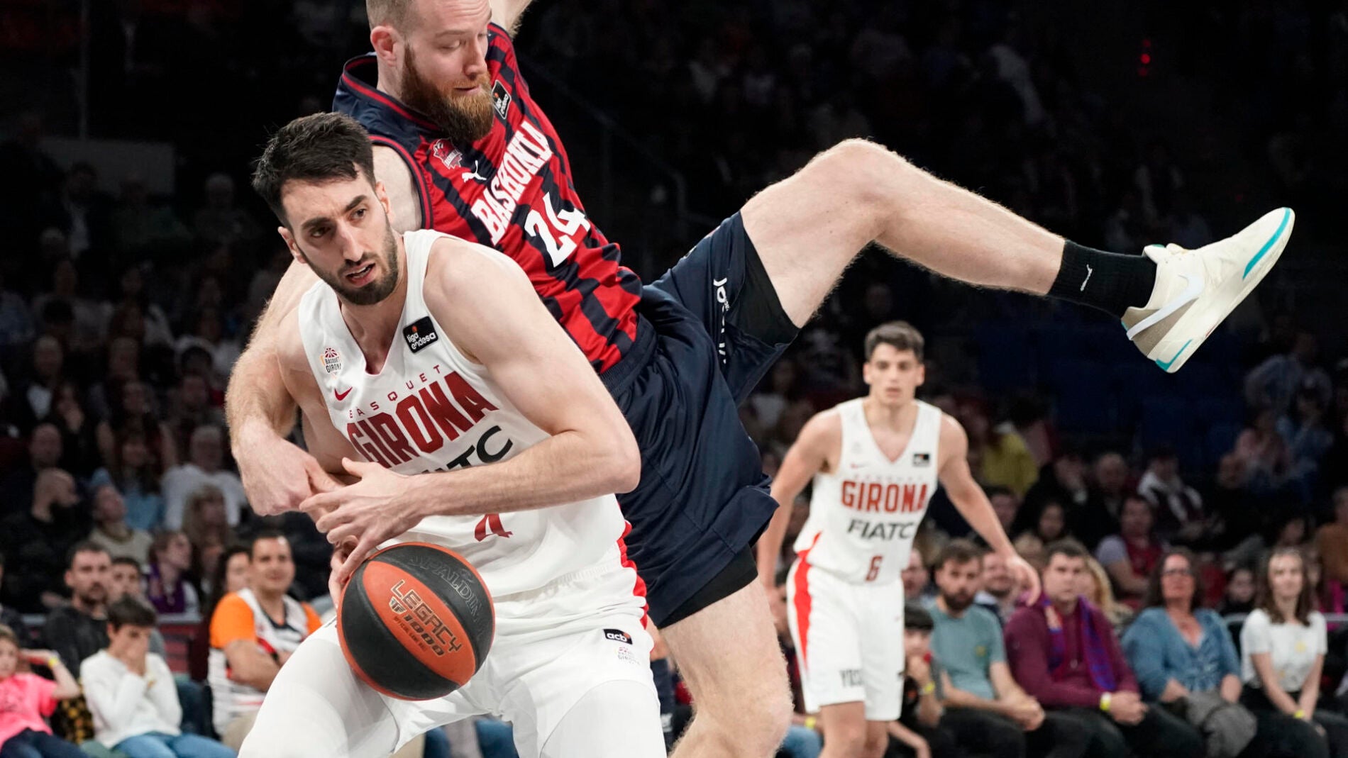 Ethan Happ y Matt Costello llegan a Valencia Basket | Onda Cero Radio