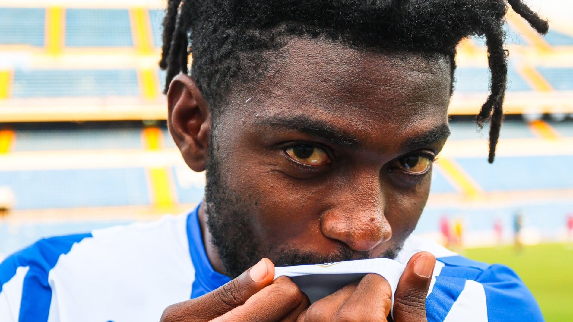 El Hércules se refuerza con el mediocentro Franck Angong | Onda Cero Radio