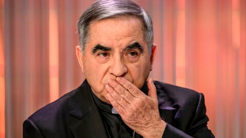 El cardenal italiano Becciu confirma que no participará en el cónclave ...