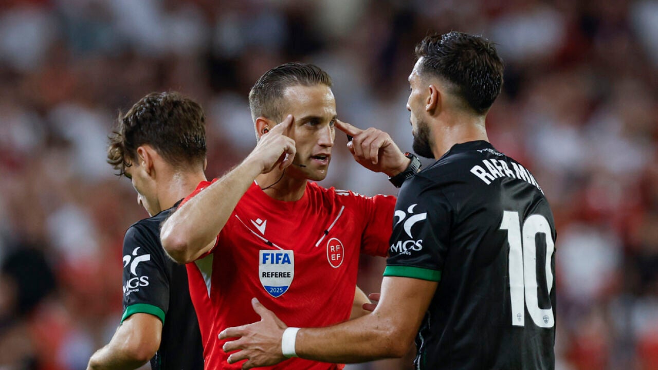 Alberola Rojas dirigirá el derbi Atlético de Madrid-Real Madrid | Onda ...