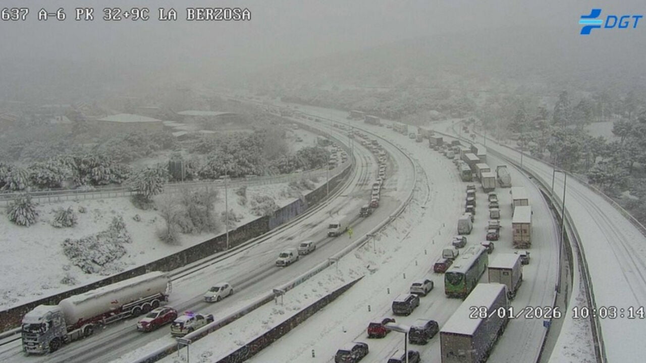 El mapa de la DGT con las carreteras cortadas por la nieve en toda ...
