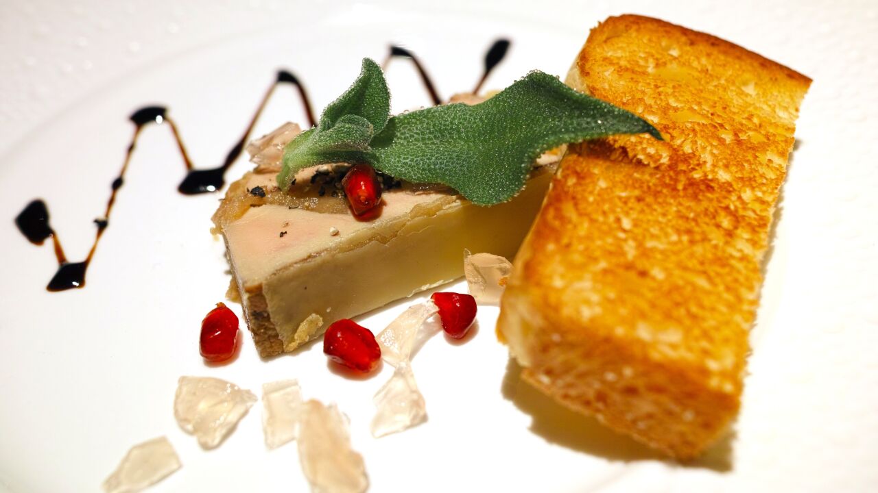 Consumo alerta de la presencia de listeria en un lote de foie gras de ...